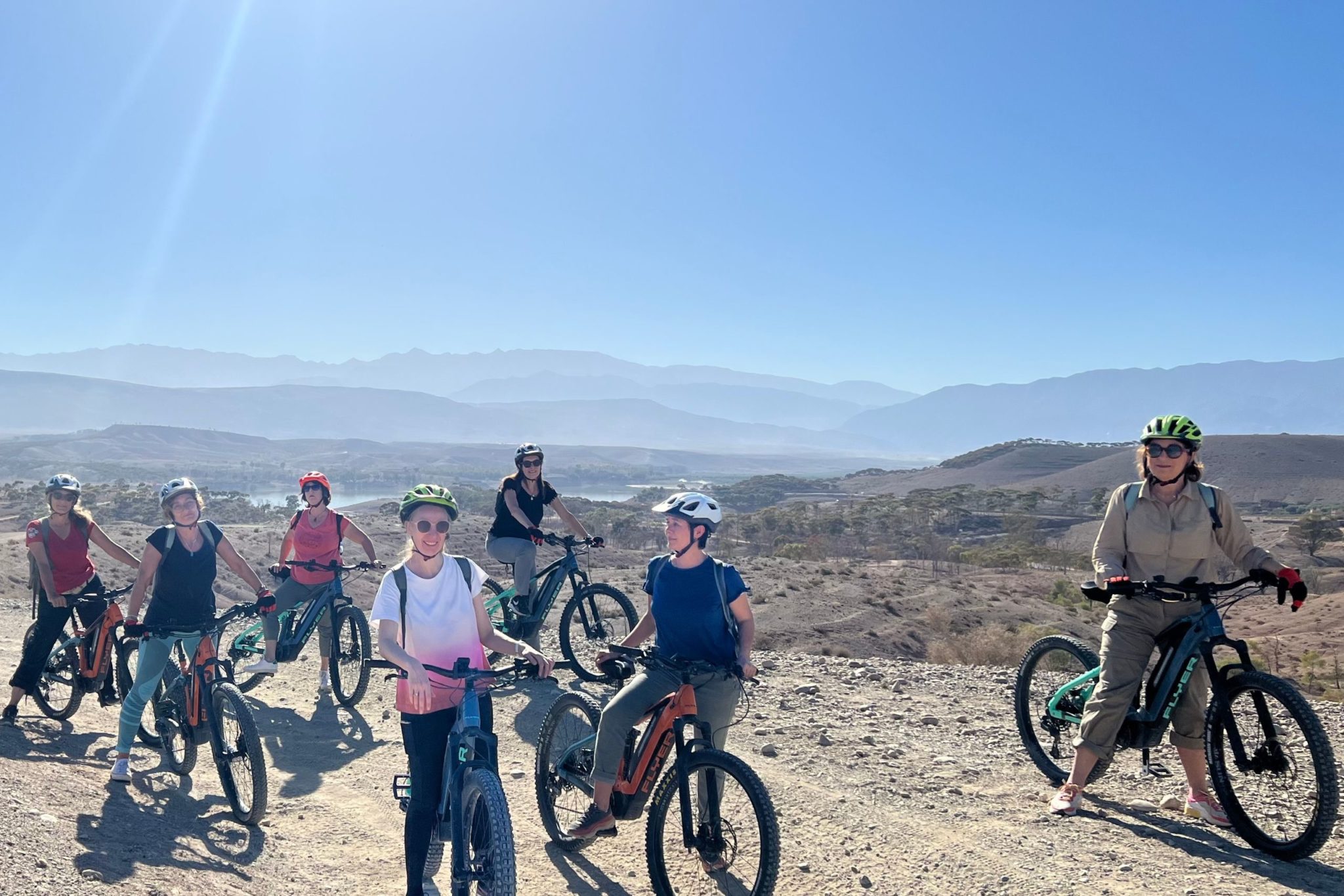 Explorer Agafay et Takerkoust en Ebike : L'Aventure Électrique au Maroc ...
